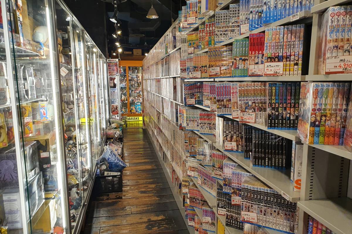 Best Places to Buy Used Manga in Tokyo: My Top 6 Shops Ranked 2022 - SHOYUAROUND